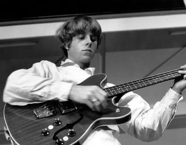 The Best Folk Bassists Of All Time Ranked | Return of Rock